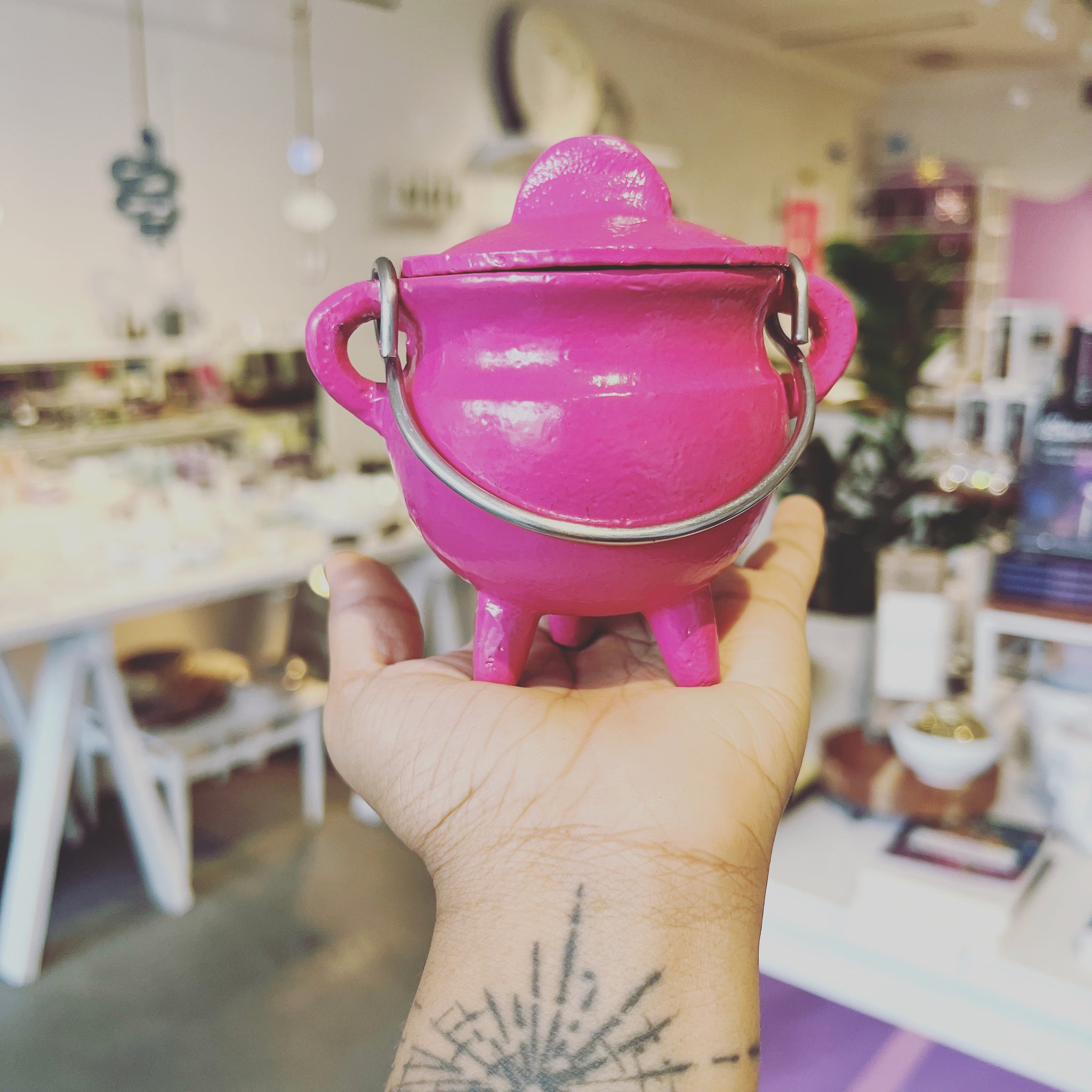 Colorful Cauldron – Ceremonial